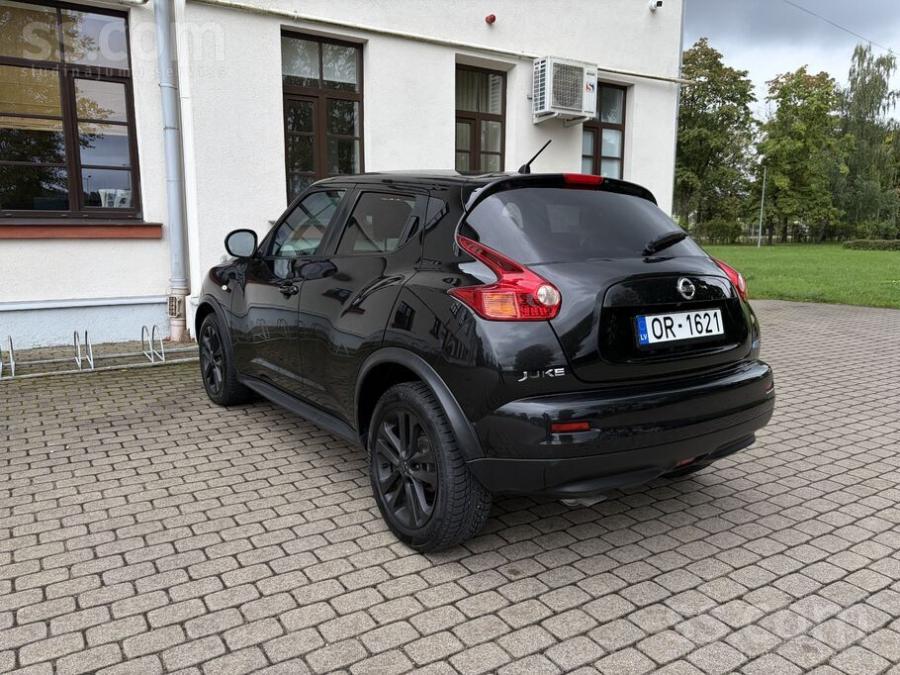 Black Nissan Juke 2012 in Jelgava, with an engine capacity of 1.50 L and mileage of 120 thousand km for 4250 €, photo 5 on AUTOMOTO.COM.LV