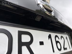 Black Nissan Juke 2012 in Jelgava, with an engine capacity of 1.50 L and mileage of 120 thousand km for 4250 €, photo 6 on AUTOMOTO.COM.LV