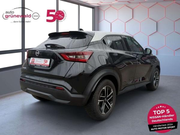 Melns Nissan Juke 2025 Kauņa, ar dzinēja tilpumu 1.00 L un nobraukumu 20 tūkst. km par 26412 €, foto 3 vietnē AUTOMOTO.COM.LV
