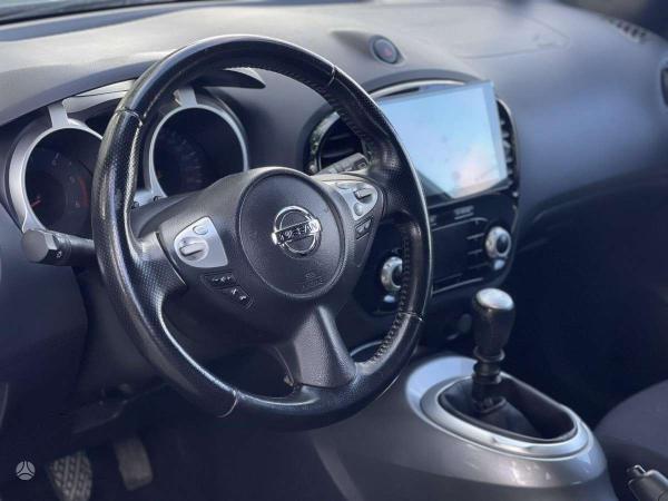 Zils Nissan Juke 2013 Šauļi, ar dzinēja tilpumu 1.46 L un nobraukumu 240 tūkst. km par 4300 €, foto 7 vietnē AUTOMOTO.COM.LV
