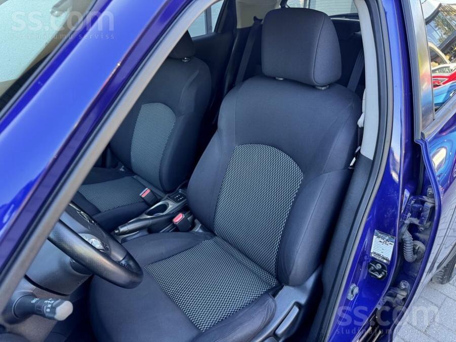 Zils Nissan Juke 2015 Rīga, ar dzinēja tilpumu 1.20 L un nobraukumu 98 tūkst. km par 6800 €, foto 20 vietnē AUTOMOTO.COM.LV