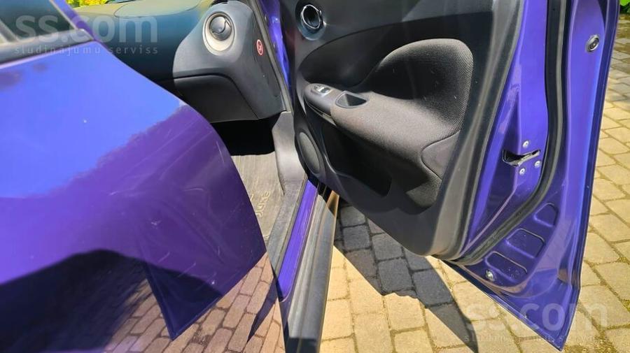 Blue Nissan Juke 2015 in Riga, with an engine capacity of 1.60 L and mileage of 98 thousand km for 7350 €, photo 10 on AUTOMOTO.COM.LV