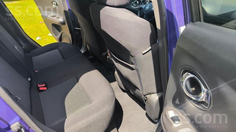 Blue Nissan Juke 2015 in Riga, with an engine capacity of 1.60 L and mileage of 99 thousand km for 6950 €, photo 11 on AUTOMOTO.COM.LV