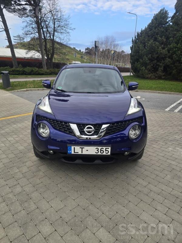 Blue Nissan Juke 2016 in Ventspils, with an engine capacity of 1.60 L and mileage of 64 thousand km for 7950 €, photo 2 on AUTOMOTO.COM.LV