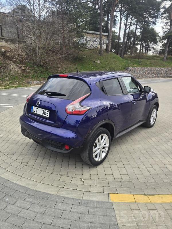 Blue Nissan Juke 2016 in Ventspils, with an engine capacity of 1.60 L and mileage of 64 thousand km for 7950 €, photo 4 on AUTOMOTO.COM.LV