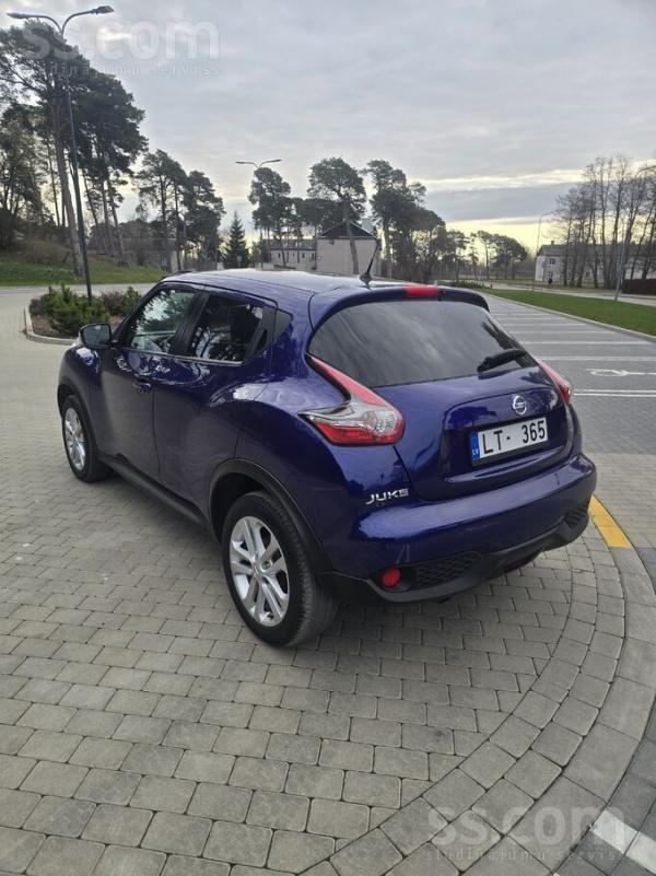 Blue Nissan Juke 2016 in Ventspils, with an engine capacity of 1.60 L and mileage of 64 thousand km for 7950 €, photo 6 on AUTOMOTO.COM.LV