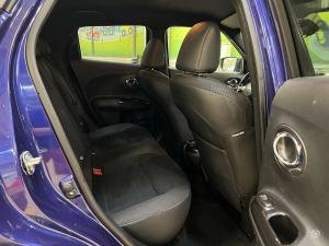 Zils Nissan Juke 2018 Viļņa, ar dzinēja tilpumu 1.60 L un nobraukumu 90 tūkst. km par 7999 €, foto 23 vietnē AUTOMOTO.COM.LV