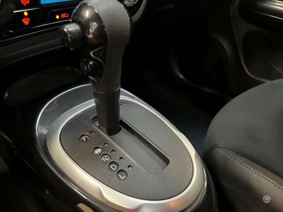 Zils Nissan Juke 2018 Viļņa, ar dzinēja tilpumu 1.60 L un nobraukumu 90 tūkst. km par 7999 €, foto 27 vietnē AUTOMOTO.COM.LV