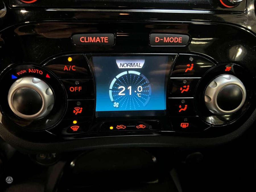 Zils Nissan Juke 2018 Viļņa, ar dzinēja tilpumu 1.60 L un nobraukumu 90 tūkst. km par 7999 €, foto 35 vietnē AUTOMOTO.COM.LV
