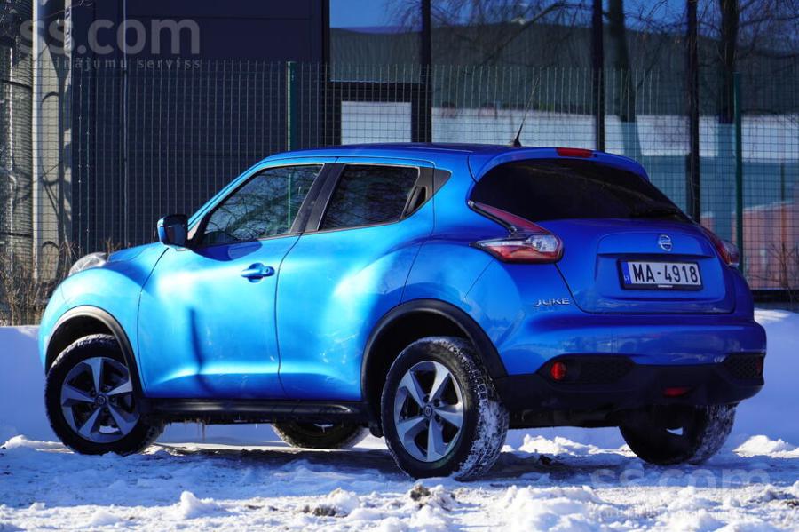 Blue Nissan Juke 2019 in Riga, with an engine capacity of 1.60 L and mileage of 75 thousand km for 10890 €, photo 8 on AUTOMOTO.COM.LV