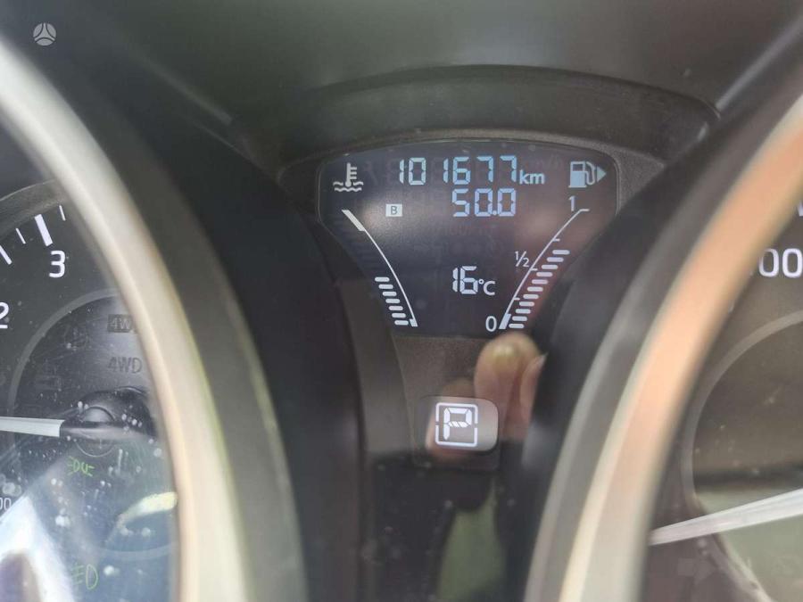 Blue Nissan Juke 2019 in Vilnius, with an engine capacity of 1.60 L and mileage of 102 thousand km for 10500 €, photo 10 on AUTOMOTO.COM.LV