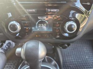 Blue Nissan Juke 2019 in Vilnius, with an engine capacity of 1.60 L and mileage of 102 thousand km for 10500 €, photo 16 on AUTOMOTO.COM.LV