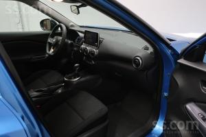 Blue Nissan Juke 2021 in Riga, with an engine capacity of 1.00 L and mileage of 61 thousand km for 14390 €, photo 10 on AUTOMOTO.COM.LV