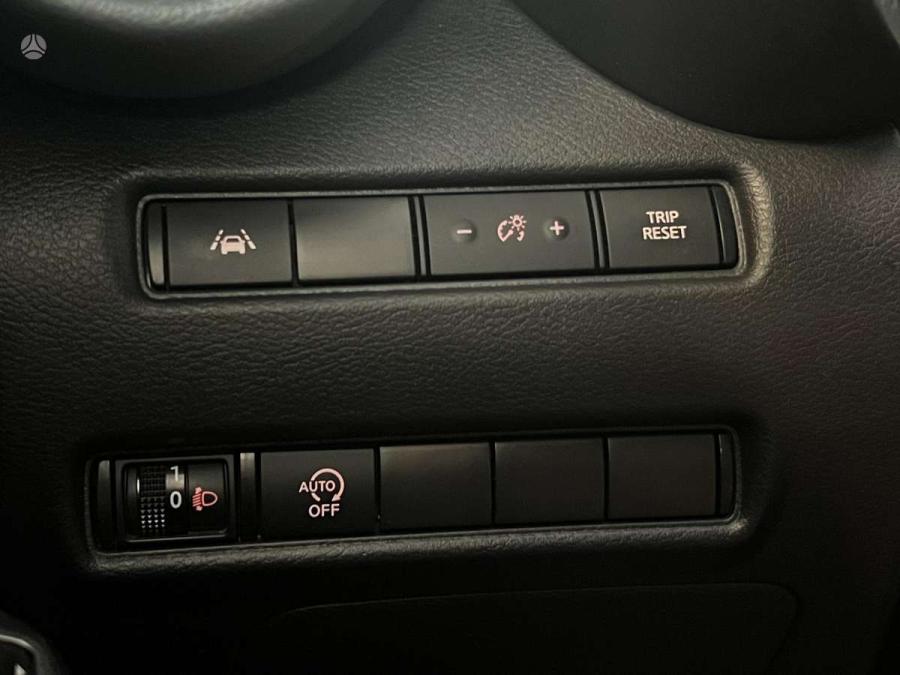 Zils Nissan Juke 2021 Kauņa, ar dzinēja tilpumu 1.00 L un nobraukumu 81 tūkst. km par 15999 €, foto 21 vietnē AUTOMOTO.COM.LV