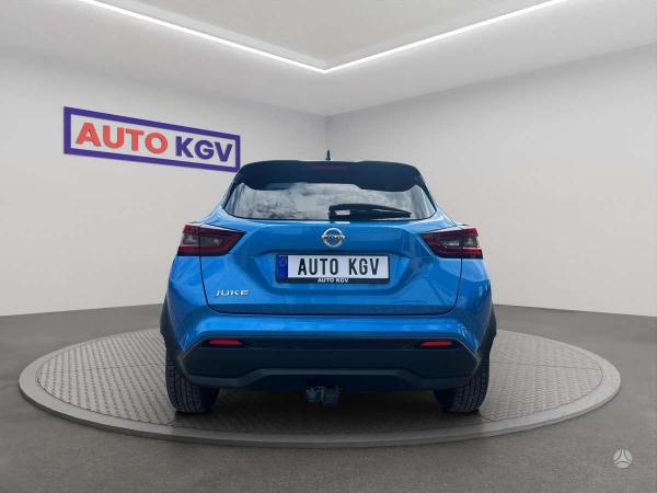 Nissan Juke 2021 in Kaunas on AUTOMOTO.COM.LV Blue Nissan Juke 2021 in Kaunas, with an engine capacity of 1.00 L and mileage of 81 thousand km for 15999 €, photo 5 on AUTOMOTO.COM.LV