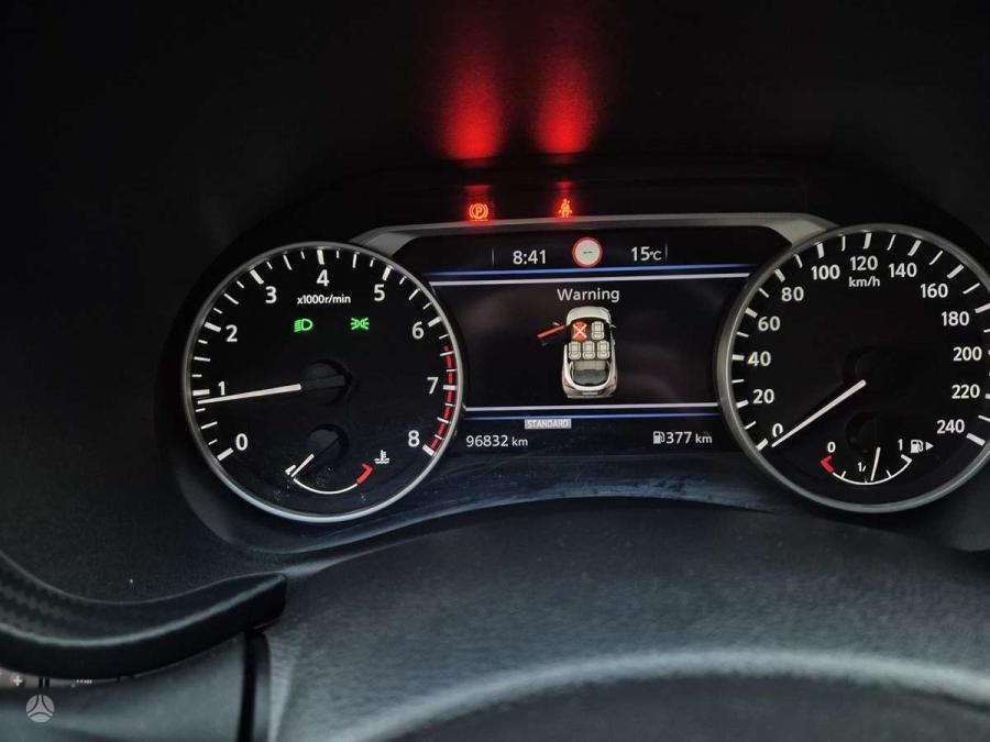 Blue Nissan Juke 2021 in Taurage, with an engine capacity of 1.00 L and mileage of 97 thousand km for 12300 €, photo 13 on AUTOMOTO.COM.LV