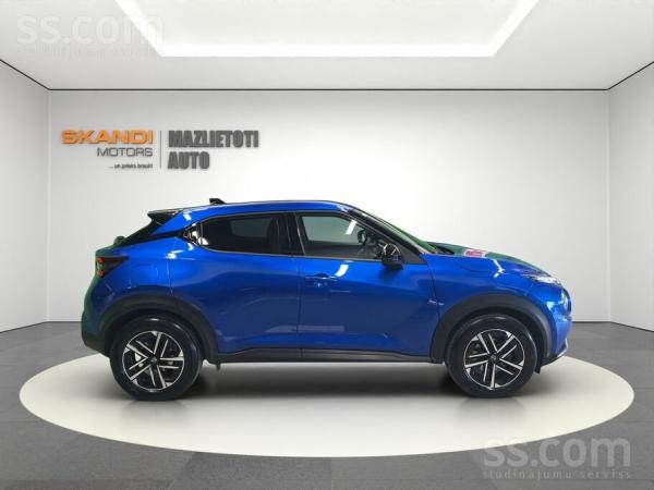 Nissan Juke 2025 in Riga on AUTOMOTO.COM.LV Blue Nissan Juke 2025 in Riga, with an engine capacity of 1.00 L and mileage of 26 thousand km for 20490 €, photo 8 on AUTOMOTO.COM.LV