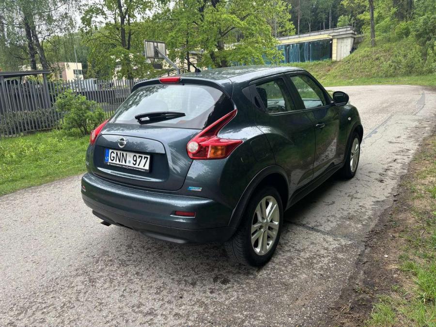 Blue Nissan Juke 2012 in Vilnius, with an engine capacity of 1.62 L and mileage of 142 thousand km for 4500 €, photo 3 on AUTOMOTO.COM.LV