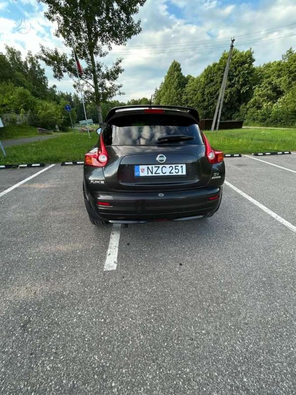 Brūns Nissan Juke 2011 Viļņa, ar dzinēja tilpumu 1.62 L un nobraukumu 82 tūkst. km par 5500 €, foto 7 vietnē AUTOMOTO.COM.LV