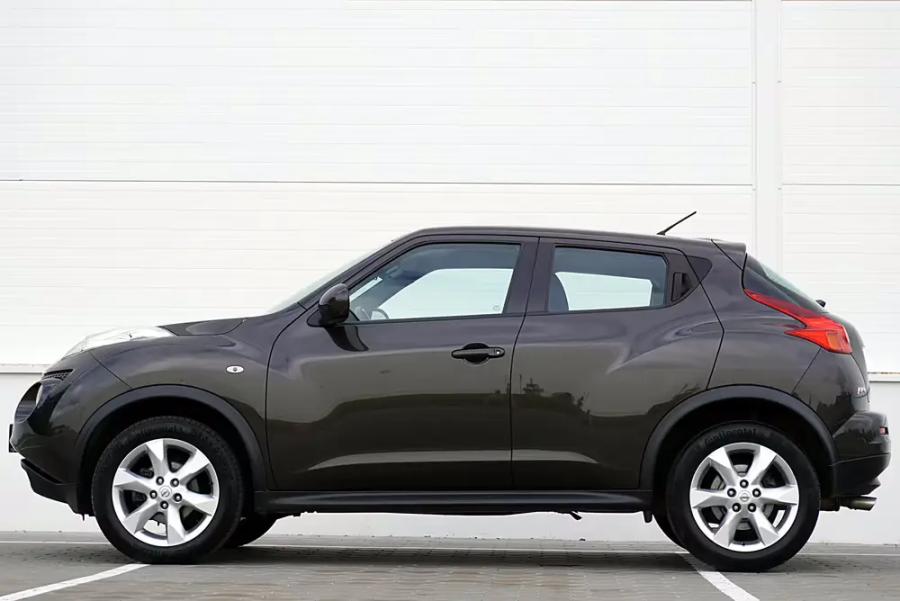 Brown Nissan Juke 2012 in Riga, with an engine capacity of 1.50 L and mileage of 167 thousand km for 6400 €, photo 7 on AUTOMOTO.COM.LV