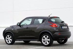 Brown Nissan Juke 2012 in Riga, with an engine capacity of 1.50 L and mileage of 167 thousand km for 6400 €, photo 9 on AUTOMOTO.COM.LV