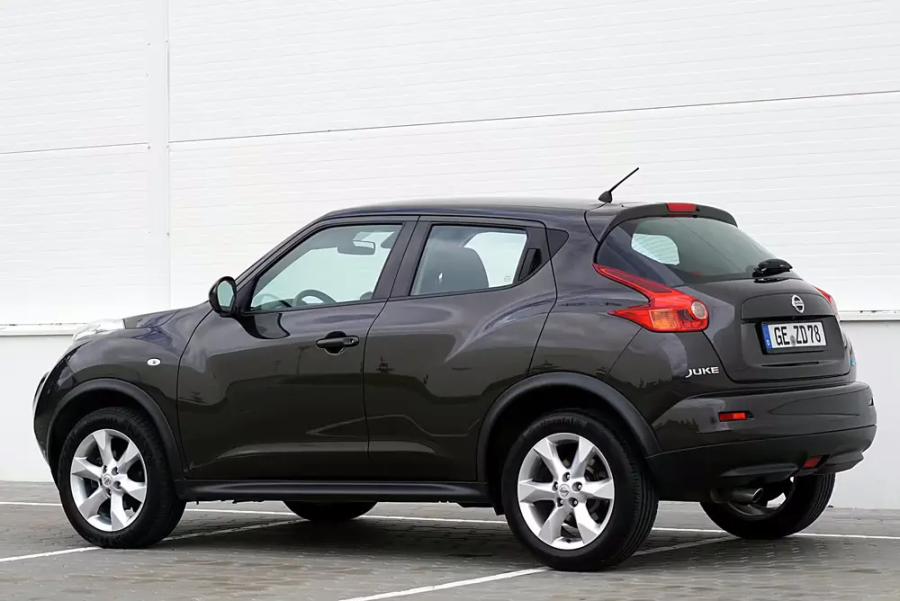 Brown Nissan Juke 2012 in Riga, with an engine capacity of 1.50 L and mileage of 167 thousand km for 6400 €, photo 9 on AUTOMOTO.COM.LV