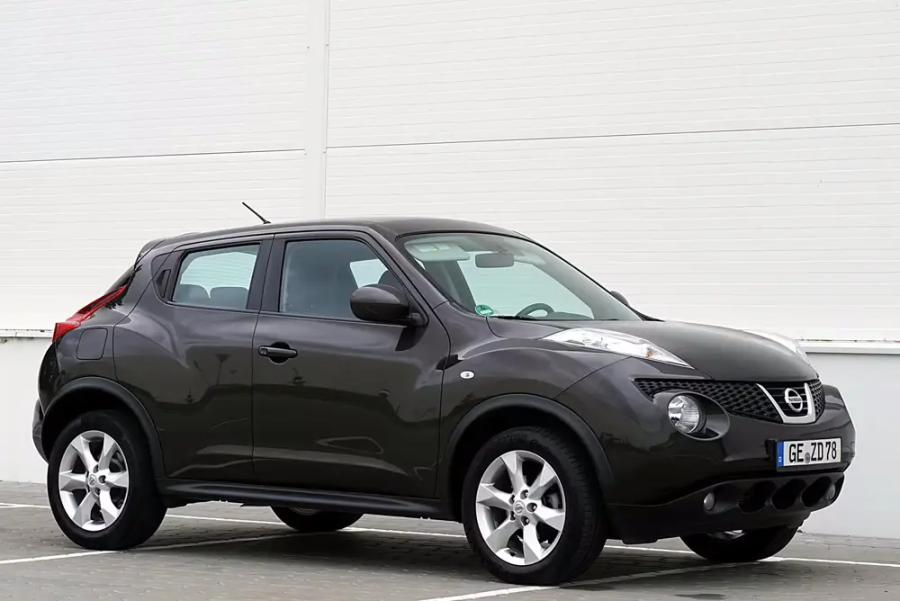 Brown Nissan Juke 2012 in Riga, with an engine capacity of 1.50 L and mileage of 167 thousand km for 6400 €, photo 16 on AUTOMOTO.COM.LV