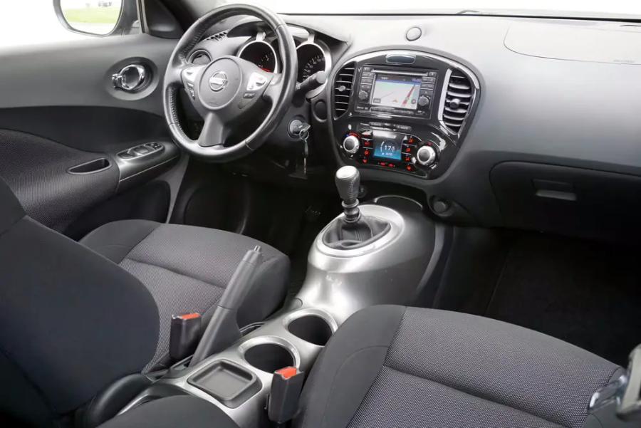 Brown Nissan Juke 2012 in Riga, with an engine capacity of 1.50 L and mileage of 167 thousand km for 6400 €, photo 19 on AUTOMOTO.COM.LV