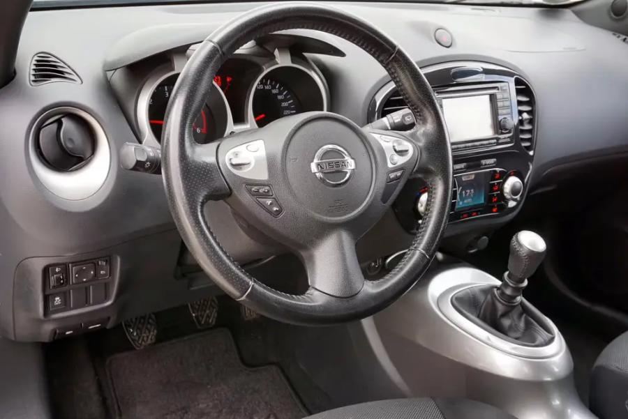 Brown Nissan Juke 2012 in Riga, with an engine capacity of 1.50 L and mileage of 167 thousand km for 6400 €, photo 21 on AUTOMOTO.COM.LV