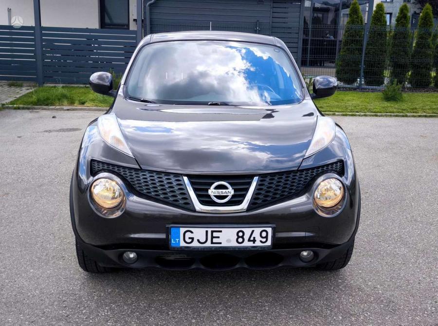 Brown Nissan Juke 2013 in Vilnius, with an engine capacity of 1.46 L and mileage of 266 thousand km for 4200 €, photo 1 on AUTOMOTO.COM.LV