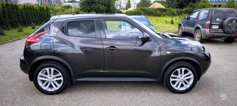 Brown Nissan Juke 2013 in Vilnius, with an engine capacity of 1.46 L and mileage of 266 thousand km for 4200 €, photo 3 on AUTOMOTO.COM.LV
