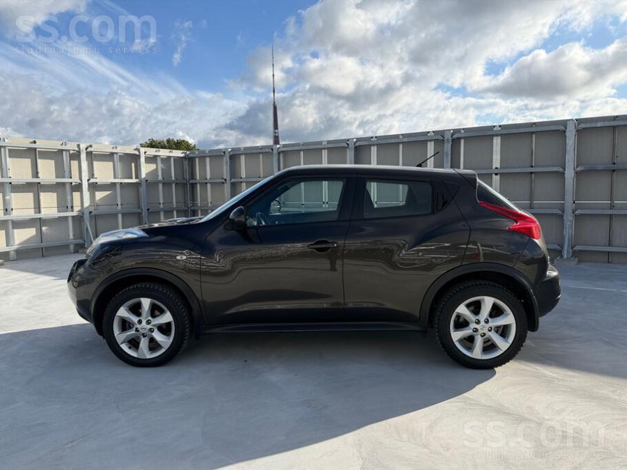 Brūns Nissan Juke 2013 Rīga, ar dzinēja tilpumu 1.60 L un nobraukumu 83 tūkst. km par 4450 €, foto 3 vietnē AUTOMOTO.COM.LV