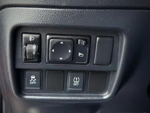 Brūns Nissan Juke 2016 Rīga, ar dzinēja tilpumu 1.60 L un nobraukumu 143 tūkst. km par 7495 €, foto 11 vietnē AUTOMOTO.COM.LV