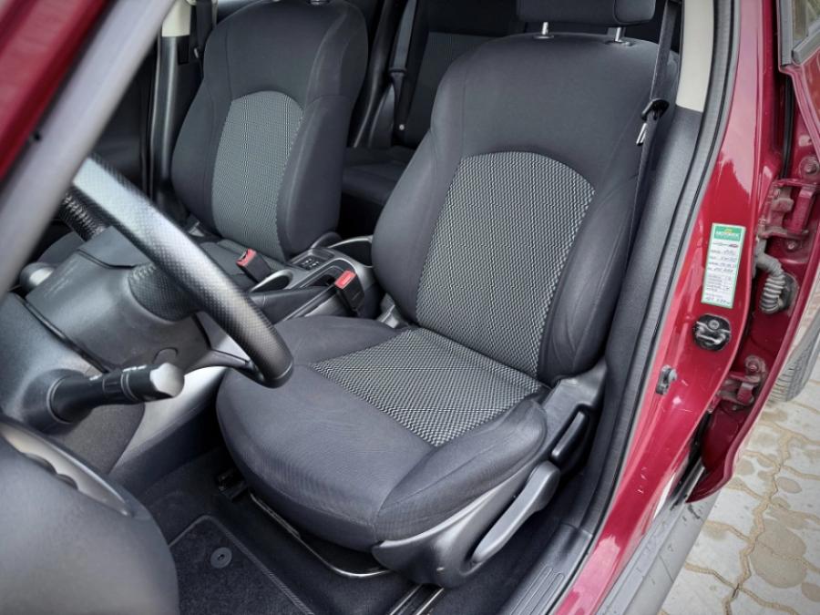 Brūns Nissan Juke 2016 Rīga, ar dzinēja tilpumu 1.60 L un nobraukumu 143 tūkst. km par 7495 €, foto 12 vietnē AUTOMOTO.COM.LV