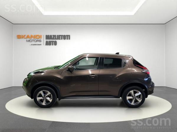 Brown Nissan Juke 2018 in Riga, with an engine capacity of 1.60 L and mileage of 78 thousand km for 9490 €, photo 4 on AUTOMOTO.COM.LV