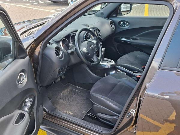 Nissan Juke 2019 in Vilnius on AUTOMOTO.COM.LV Brown Nissan Juke 2019 in Vilnius, with an engine capacity of 1.60 L and mileage of 33 thousand km for 11500 €, photo 8 on AUTOMOTO.COM.LV