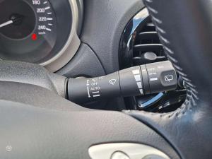 Brown Nissan Juke 2019 in Vilnius, with an engine capacity of 1.60 L and mileage of 33 thousand km for 11500 €, photo 18 on AUTOMOTO.COM.LV