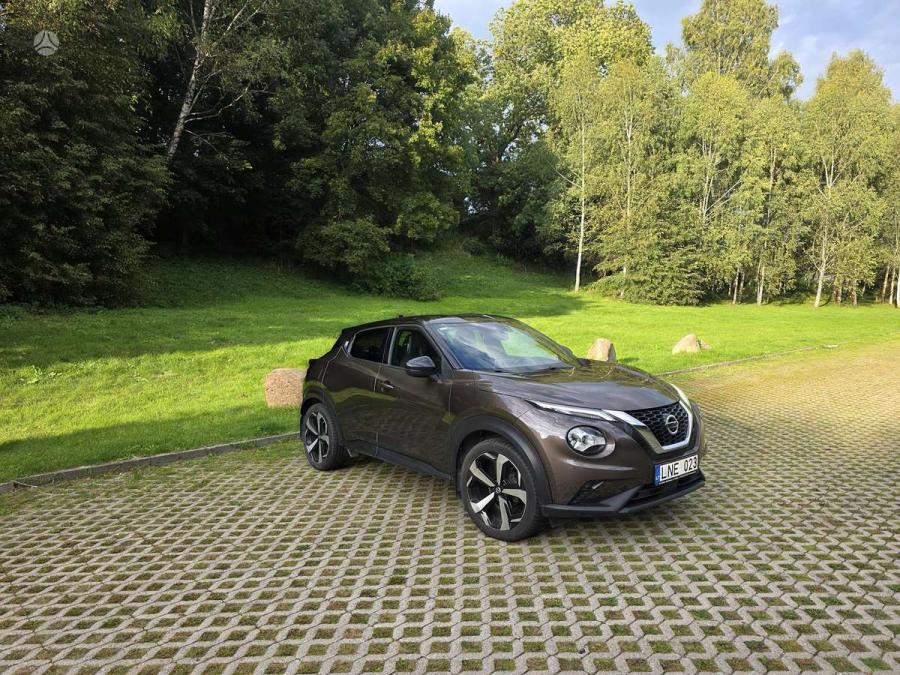 Brown Nissan Juke 2020 in Vilnius, with an engine capacity of 1.00 L and mileage of 84 thousand km for 14800 €, photo 4 on AUTOMOTO.COM.LV