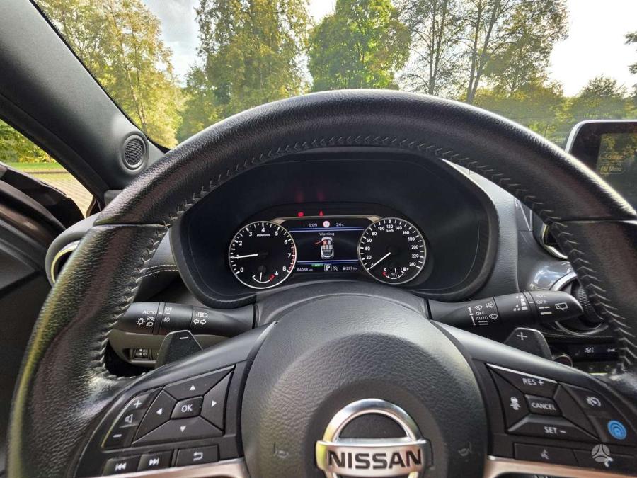 Brown Nissan Juke 2020 in Vilnius, with an engine capacity of 1.00 L and mileage of 84 thousand km for 14800 €, photo 21 on AUTOMOTO.COM.LV