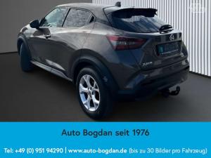 Brown Nissan Juke 2022 in Kaunas, with an engine capacity of 1.00 L and mileage of 22 thousand km for 22599 €, photo 3 on AUTOMOTO.COM.LV
