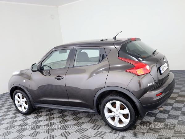 Brown Nissan Juke 2012 in Tallinn, with an engine capacity of 1.60 L and mileage of 139 thousand km for 3999 €, photo 5 on AUTOMOTO.COM.LV
