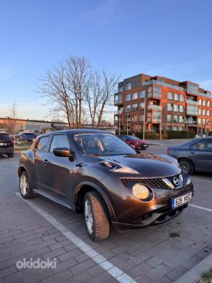 Brūns Nissan Juke 2018 Tallina, ar dzinēja tilpumu 1.60 L un nobraukumu 75 tūkst. km par 10000 €, foto  vietnē AUTOMOTO.COM.LV
