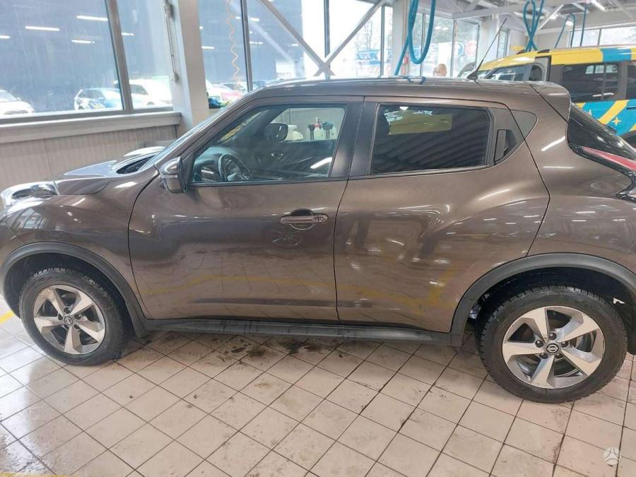 Brūns Nissan Juke 2019 Viļņa, ar dzinēja tilpumu 1.60 L un nobraukumu 57 tūkst. km par 10500 €, foto 1 vietnē AUTOMOTO.COM.LV