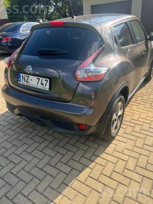 Brown Nissan Juke 2020 in Riga, with an engine capacity of 1.60 L and mileage of 100 thousand km for 8250 €, photo 4 on AUTOMOTO.COM.LV