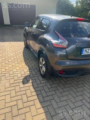 Brown Nissan Juke 2020 in Riga, with an engine capacity of 1.60 L and mileage of 100 thousand km for 8250 €, photo 5 on AUTOMOTO.COM.LV