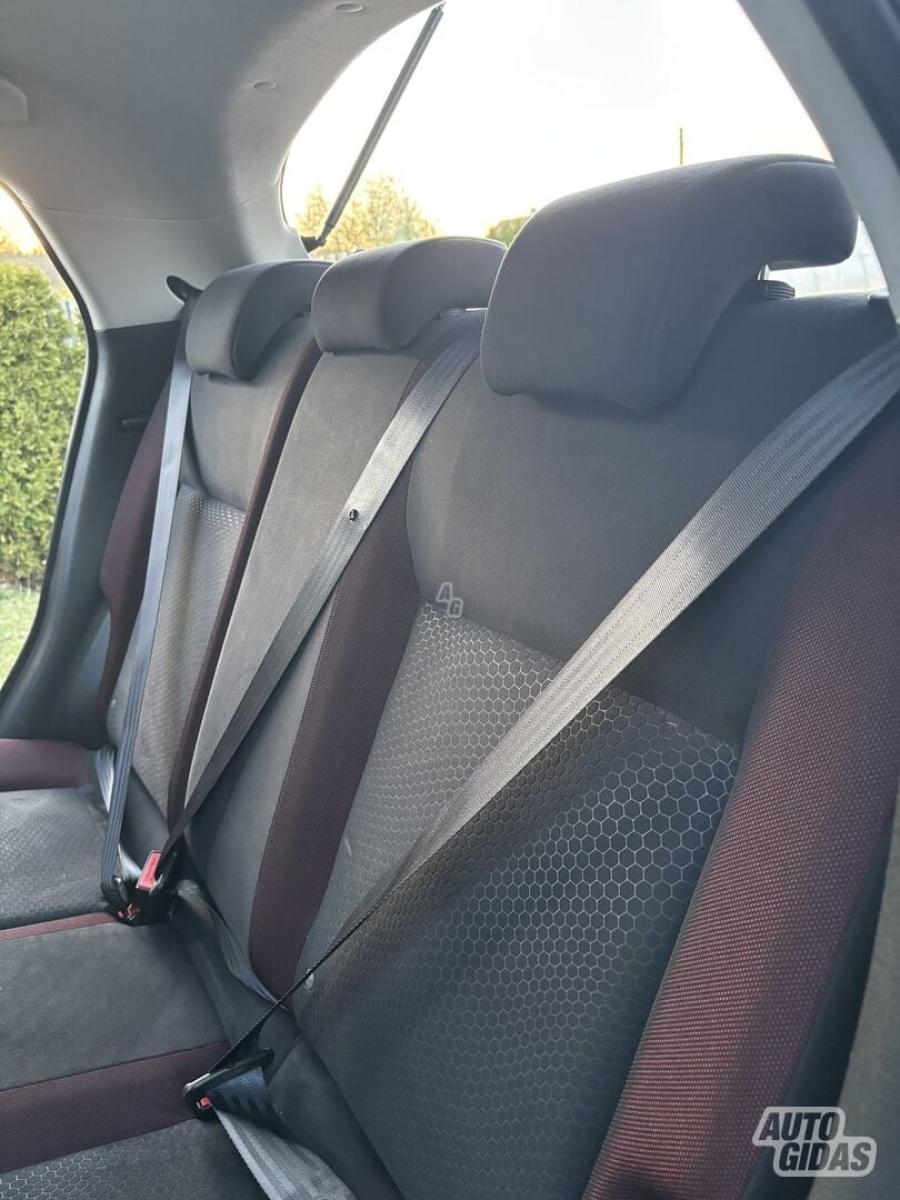 Nissan Juke 2011 in Alytus, with an engine capacity of 1.50 L and mileage of 272 thousand km for 4500 €, photo 8 on AUTOMOTO.COM.LV