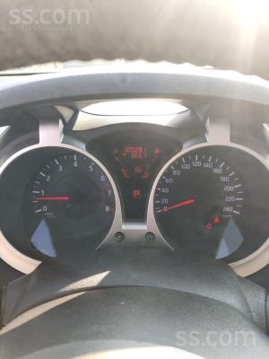 Nissan Juke 2011 in Riga, with an engine capacity of 1.60 L and mileage of 100 thousand km for 5000 €, photo 7 on AUTOMOTO.COM.LV