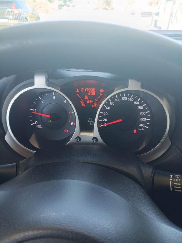 Nissan Juke 2011 in Siauliai, with an engine capacity of 1.50 L and mileage of 218 thousand km for 3200 €, photo 6 on AUTOMOTO.COM.LV