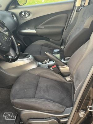 Nissan Juke 2011 Viļņa, ar dzinēja tilpumu 1.60 L un nobraukumu 150 tūkst. km par 5300 €, foto 23 vietnē AUTOMOTO.COM.LV