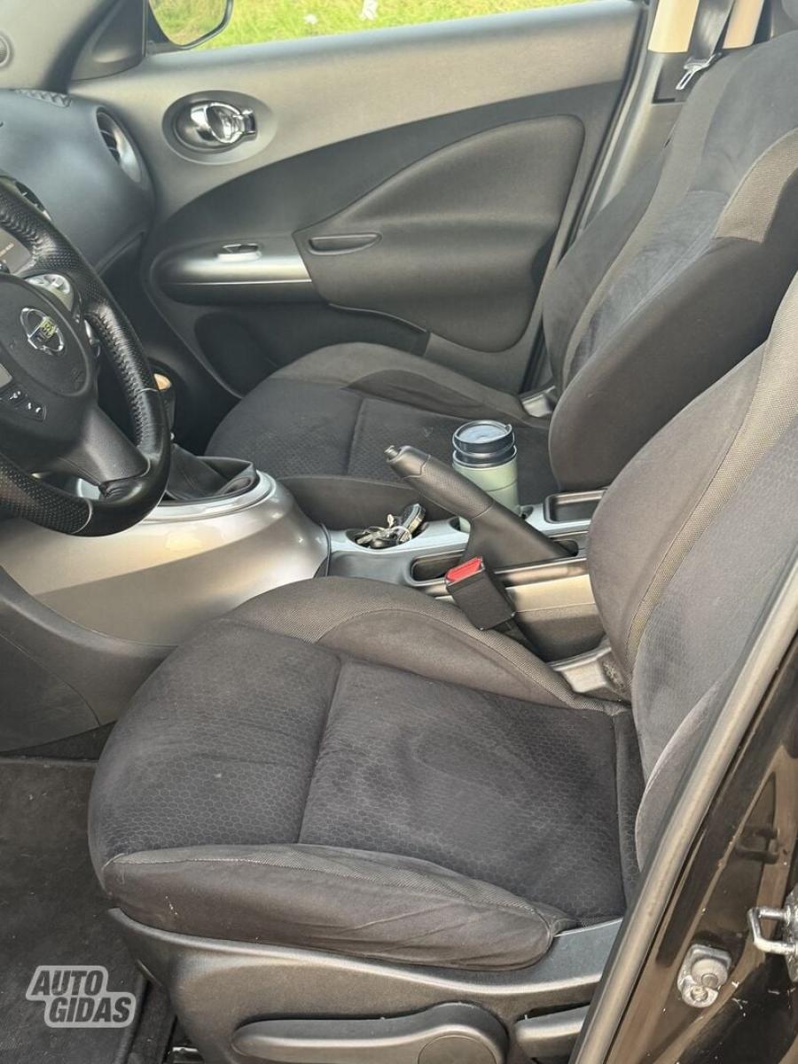 Nissan Juke 2011 Viļņa, ar dzinēja tilpumu 1.60 L un nobraukumu 150 tūkst. km par 5300 €, foto 23 vietnē AUTOMOTO.COM.LV